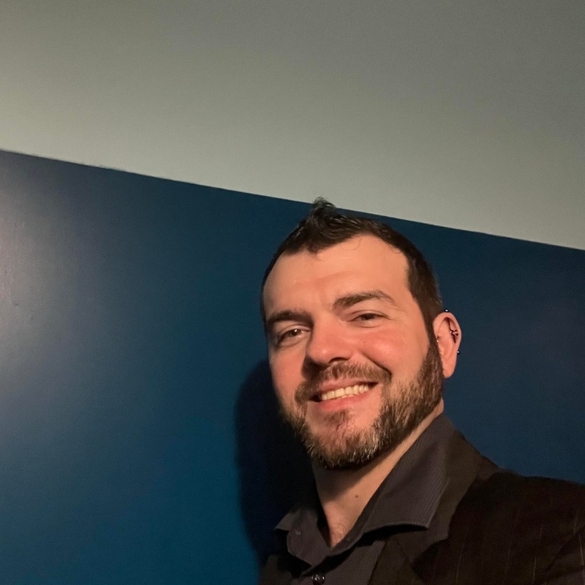 Vicepresidencia en el comité de ciencia: Jason Colby y Ariadne Gallardo ...